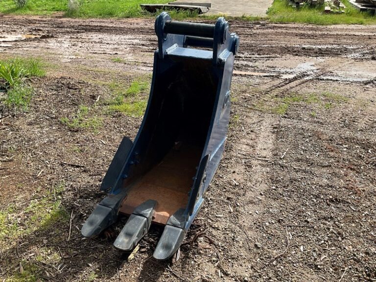 Excavator Trenching Bucket - DRM Equipment