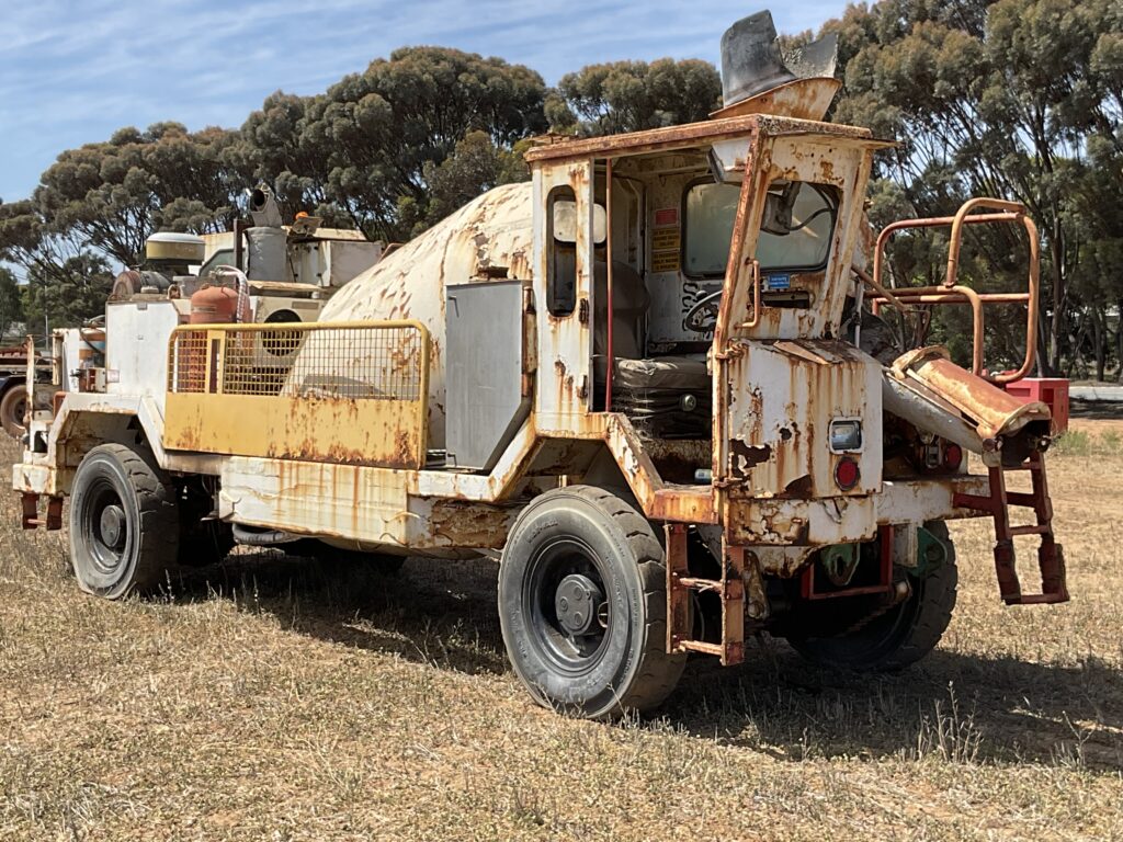 Jacon Transmix 5000 Concrete Agitator Truck - DRM Equipment