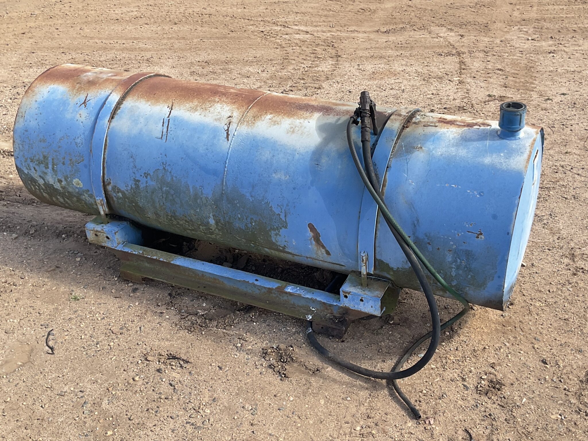 Bulk Fuel Tank / Belly Tank Approx 1.8m x .6m wide - DRM Equipment