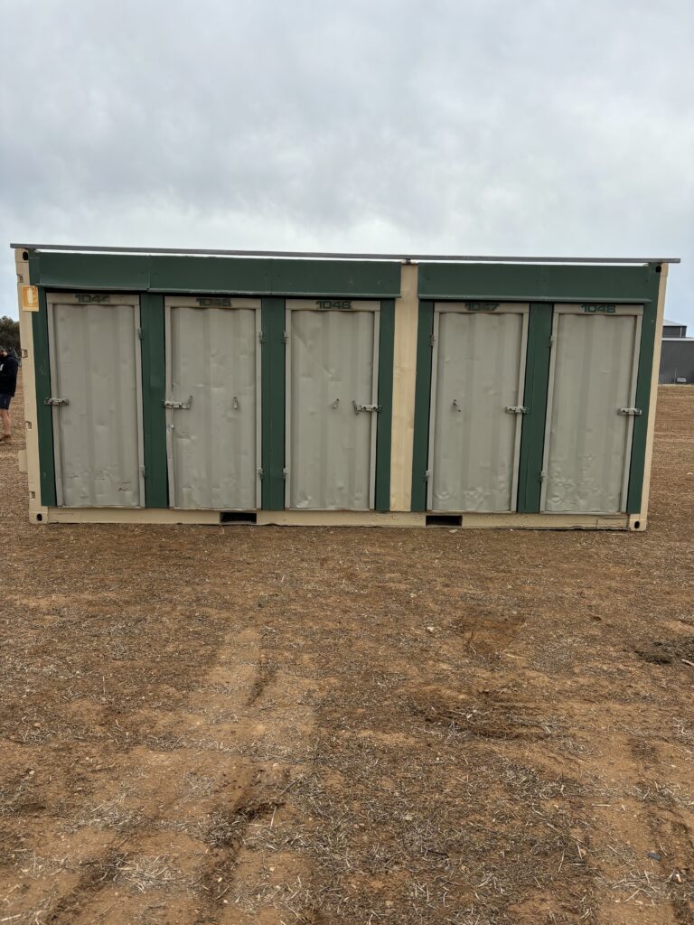 20ft Shipping Container with 5 lockable storage compartments. - DRM ...